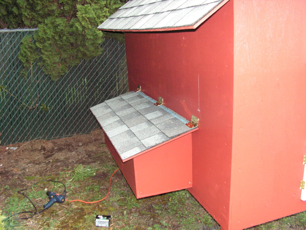 Our DIY Hen House Fibonacci Style - VegetableGardenHub.com